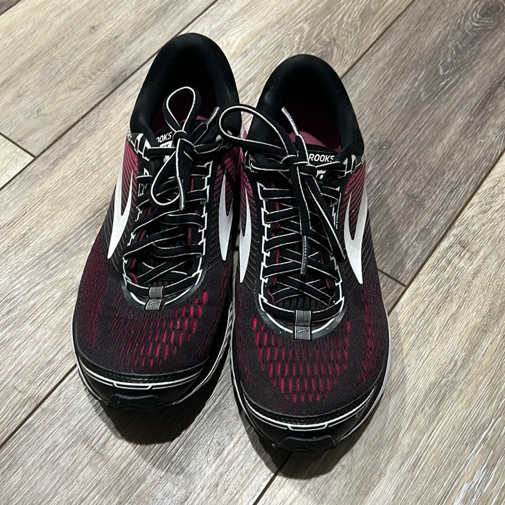 Brooks Ghost 10 - Gem